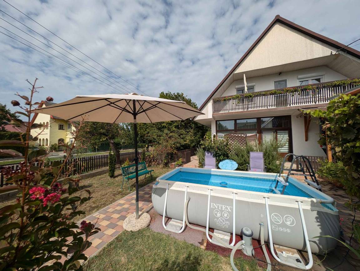 80 M² Apartment ∙ 3 Bedrooms ∙ 6 Guests - Balatonlelle