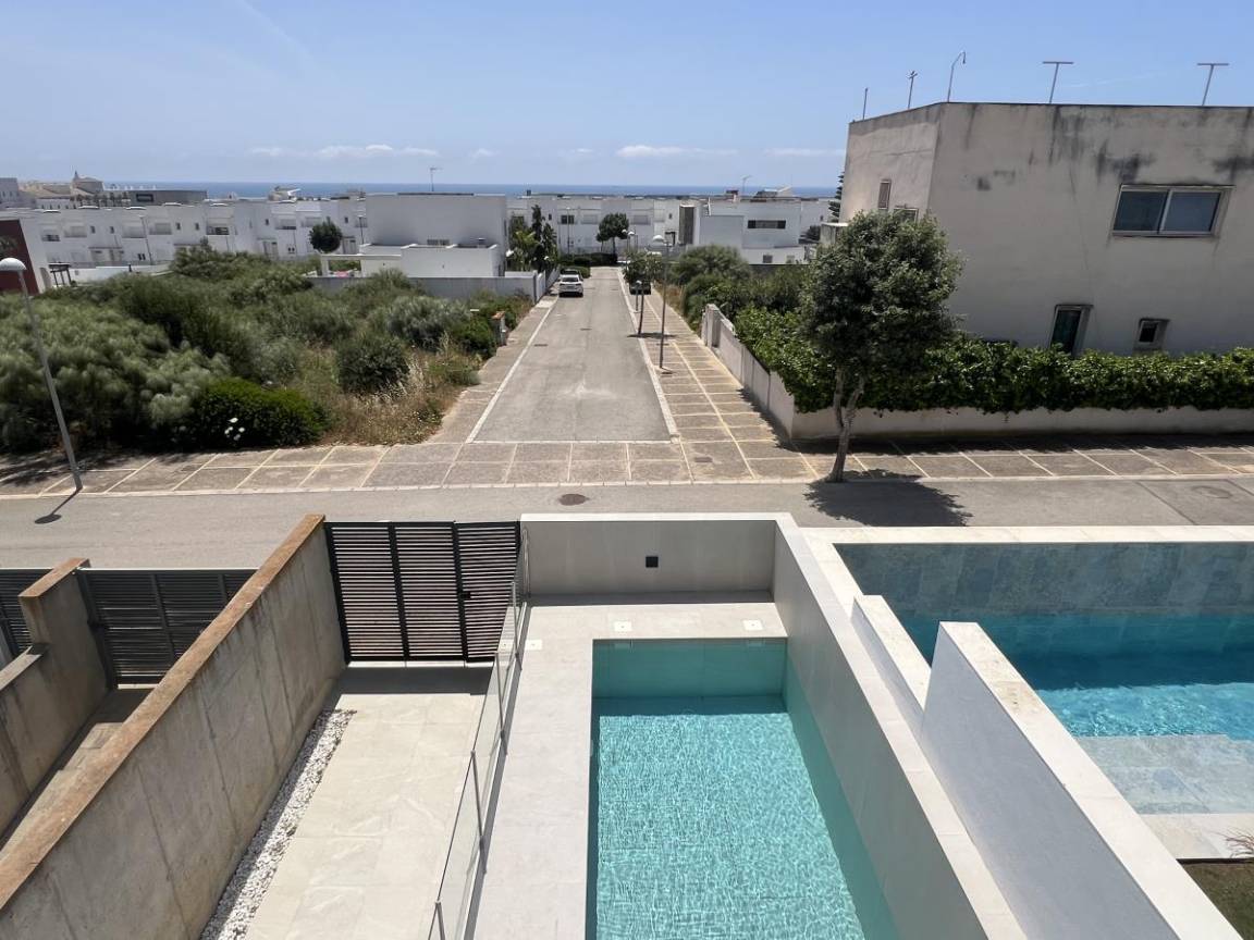120 M² House ∙ 4 Bedrooms ∙ 8 Guests - Conil de la Frontera