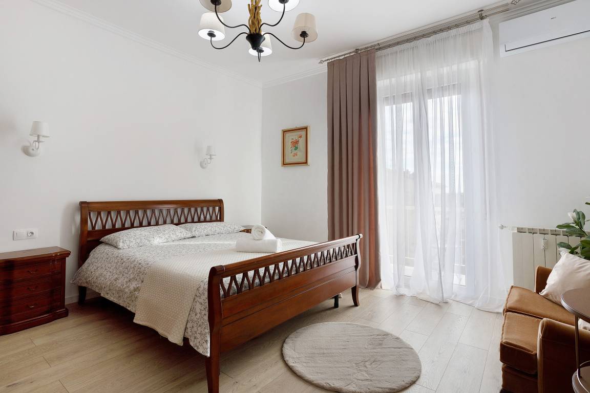 70 M² Ferienwohnung ∙ 2 Schlafzimmer ∙ 4 Gäste - La Spezia