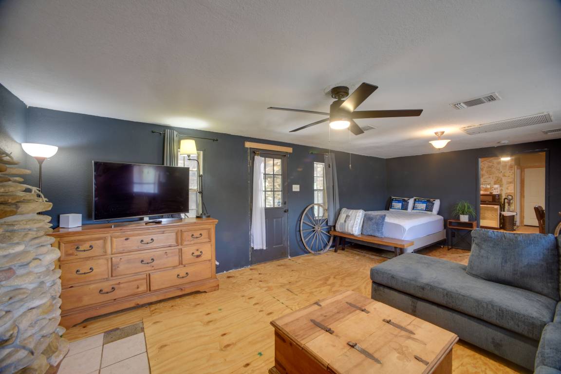 69 M² Apartment ∙ 2 Guests - Del Rio, TX