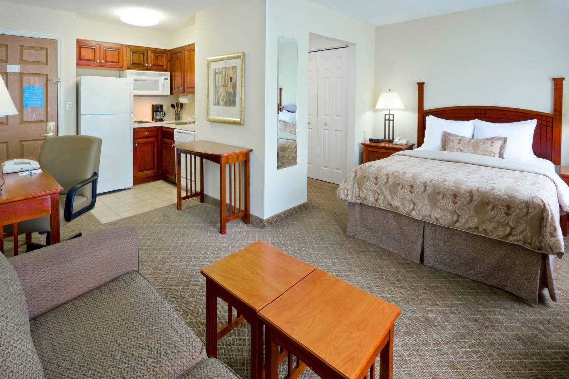 Studio Flat ∙ 1 Bedroom ∙ 4 Guests - New Jersey