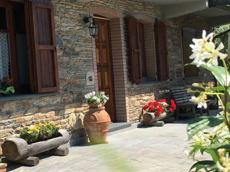 60 M² Apartment ∙ 1 Bedroom ∙ 2 Guests - Massa