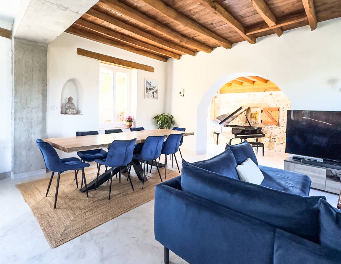 280 M² Maison De Vacances ∙ 6 Chambres ∙ 20 Personnes - Le Pont-de-Beauvoisin