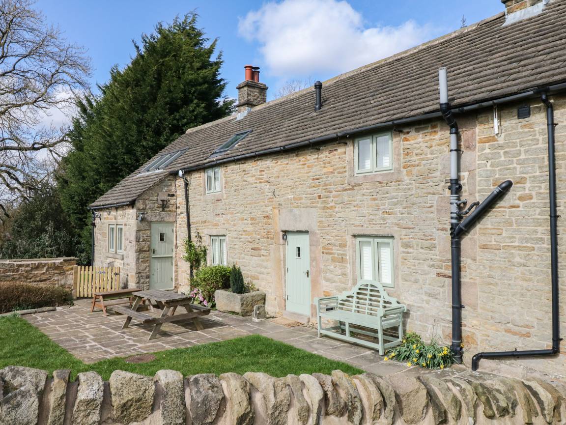 Cottage ∙ 4 Bedrooms ∙ 9 Guests - Hope Valley