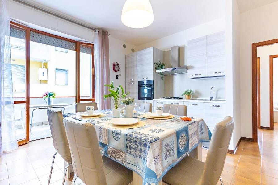 60 M² Apartment ∙ 2 Bedrooms ∙ 5 Guests - Alba Adriatica