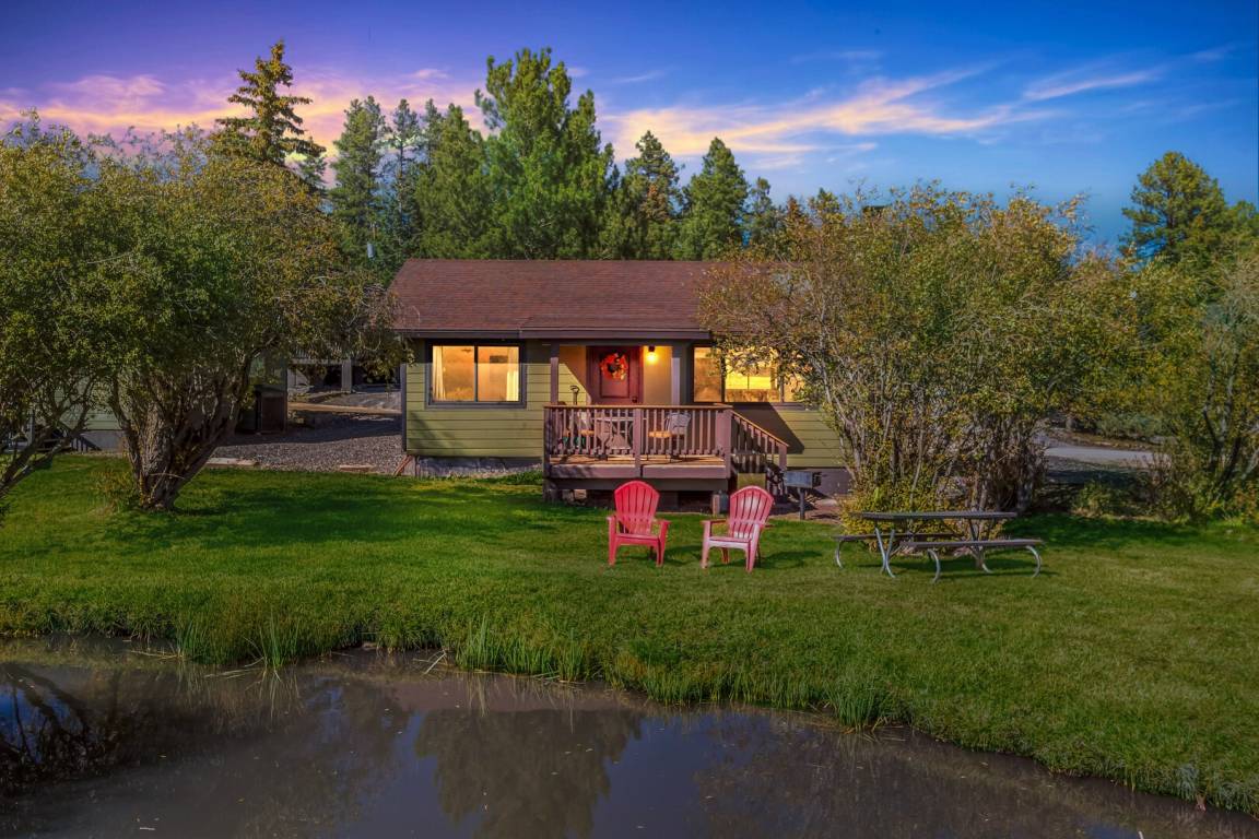 46 M² Cabin ∙ 2 Bedrooms ∙ 6 Guests - Greer, AZ