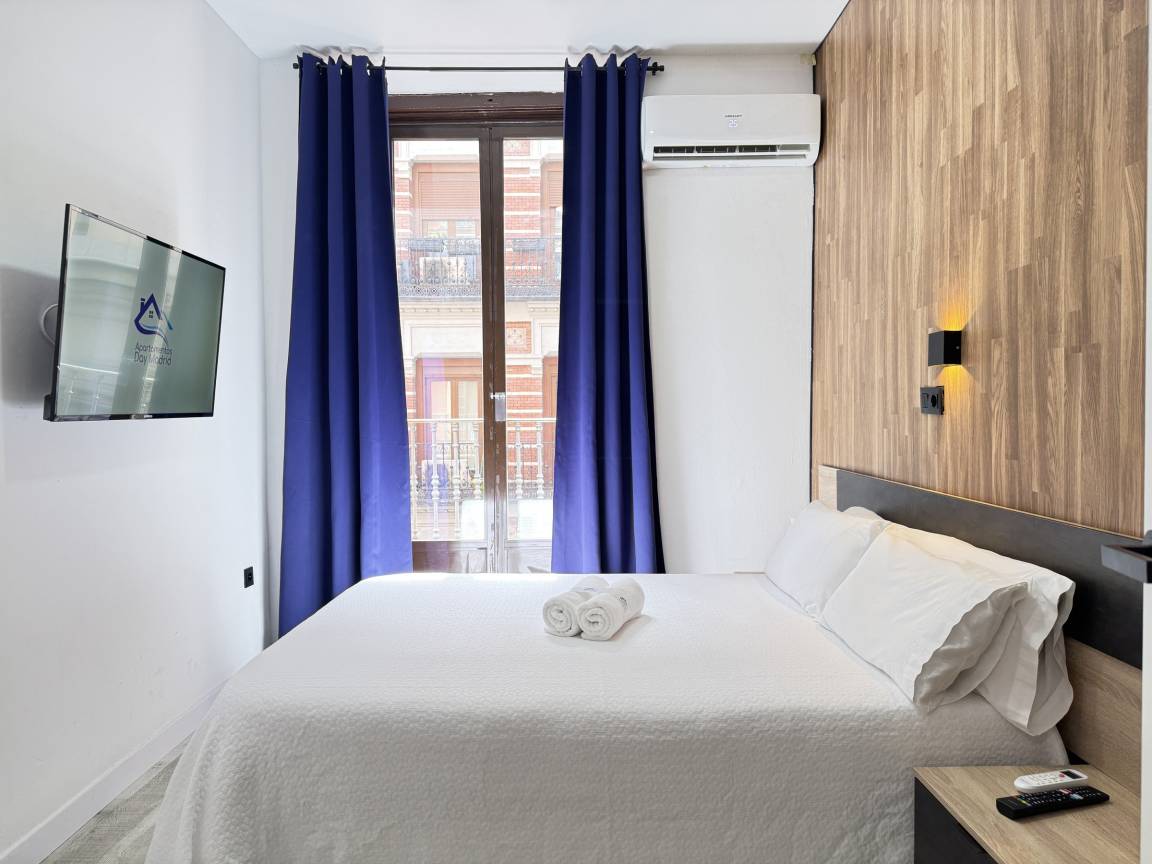 62 M² Apartment ∙ 2 Bedrooms ∙ 6 Guests - Madryt