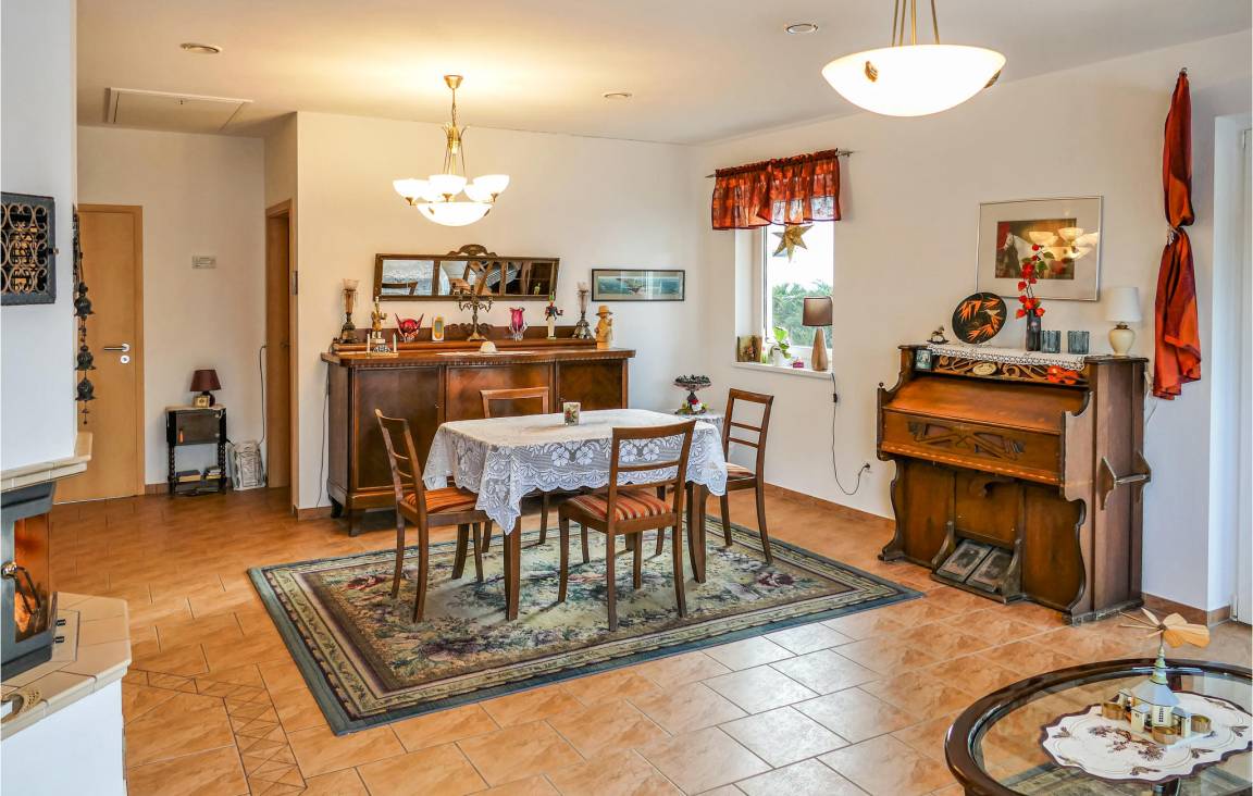 85 M² Ferienhaus ∙ 2 Schlafzimmer ∙ 4 Gäste - Stollberg/Erzgeb.