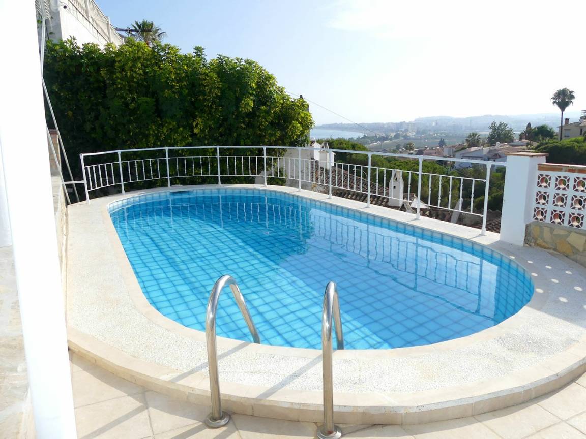 80 M² Ferienhaus ∙ 2 Schlafzimmer ∙ 4 Gäste - Torre del Mar