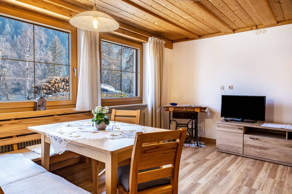 53 M² Ferienwohnung ∙ 2 Schlafzimmer ∙ 6 Gäste - Ulten