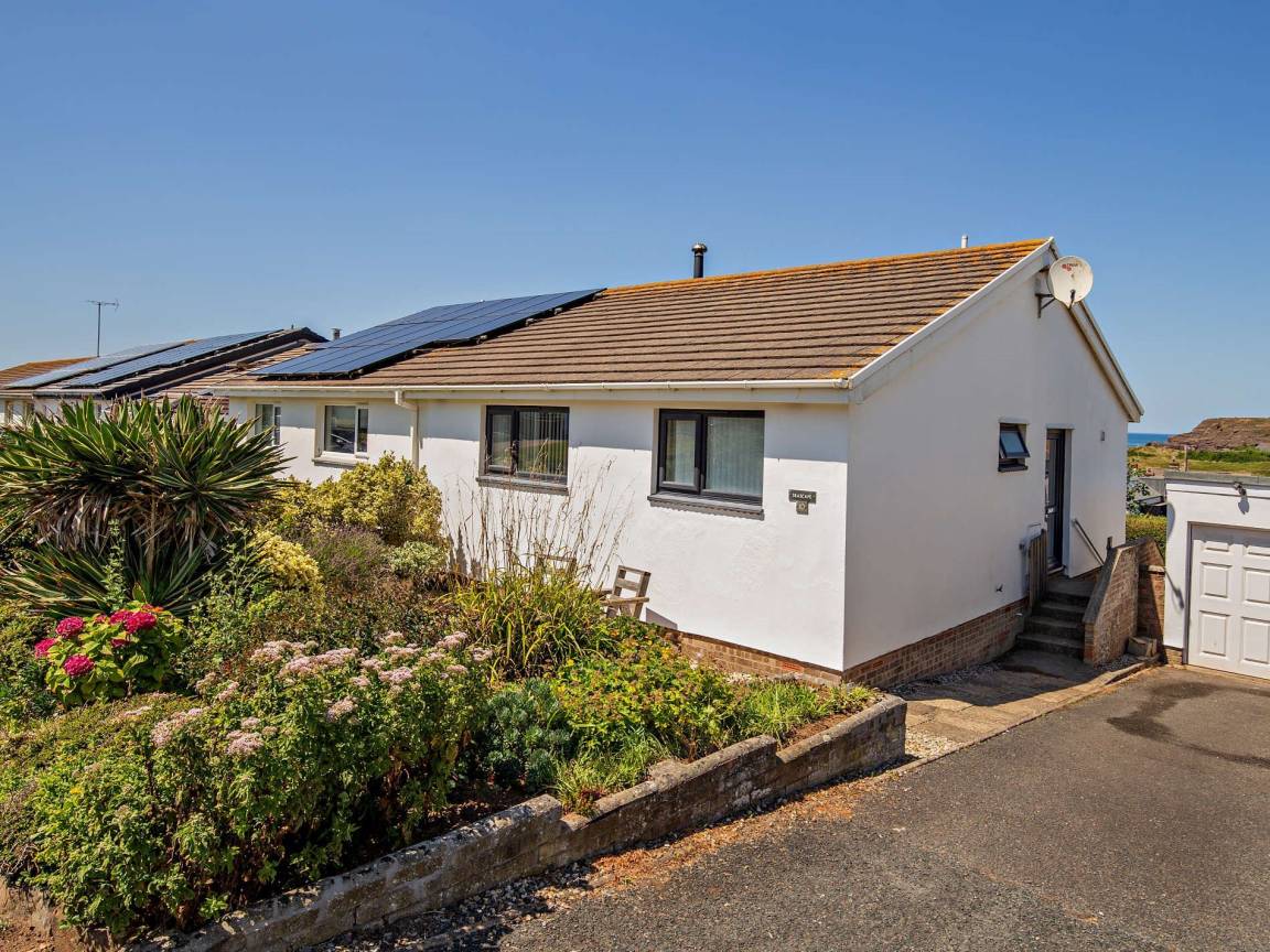 Cottage ∙ 2 Bedrooms ∙ 4 Guests - Bude