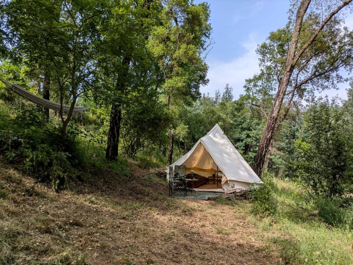 Acampamento ∙ 1 Quarto ∙ 2 Hóspedes - Tábua