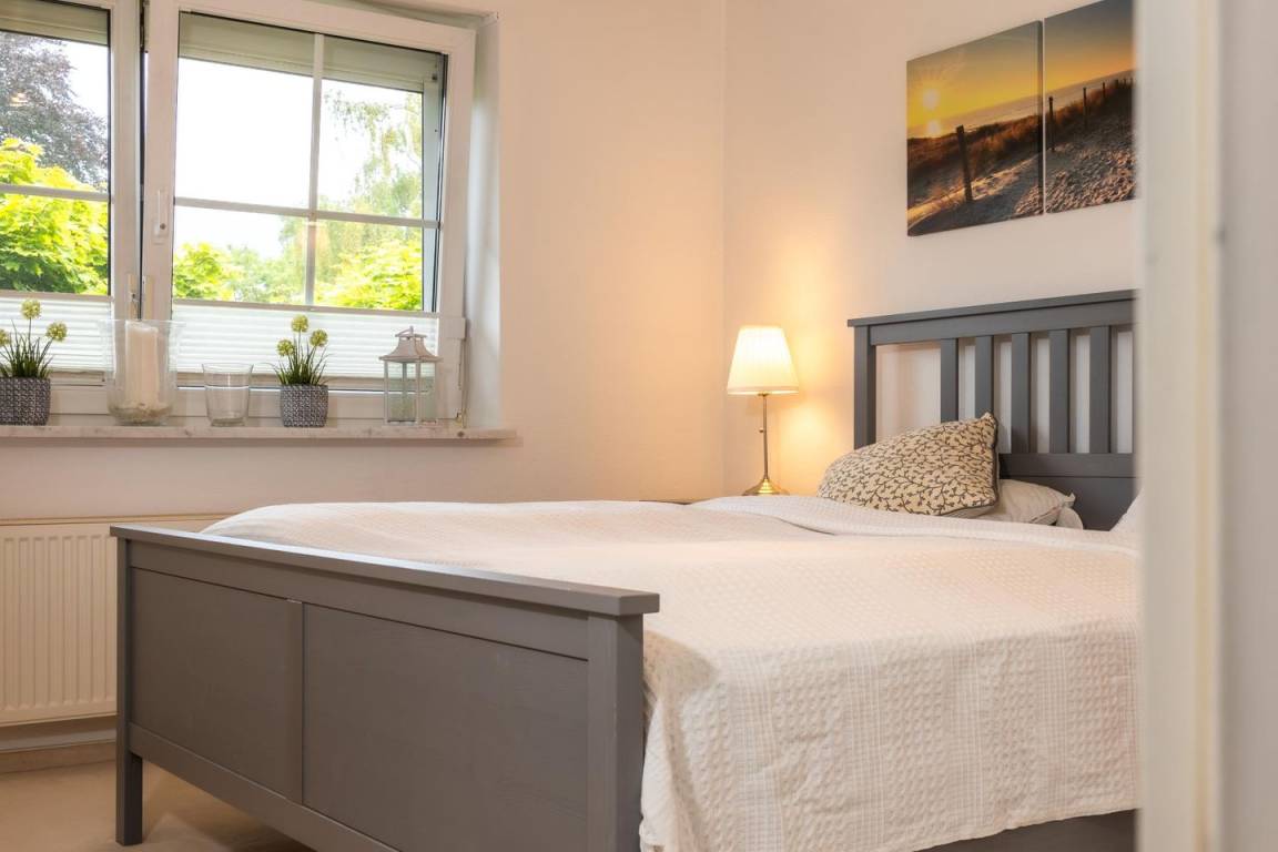 79 M² Ferienwohnung ∙ 2 Schlafzimmer ∙ 4 Gäste - Laboe