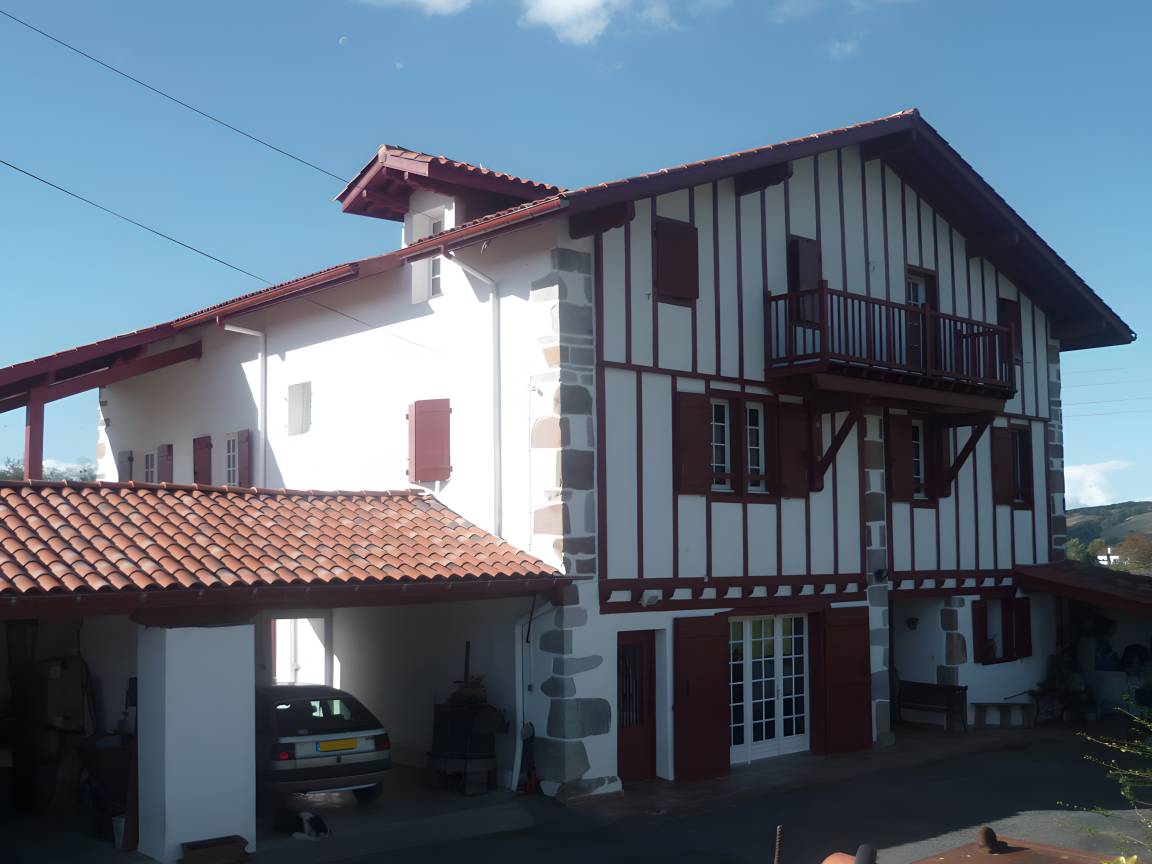 70 M² Apartment ∙ 2 Bedrooms ∙ 4 Guests - Espelette