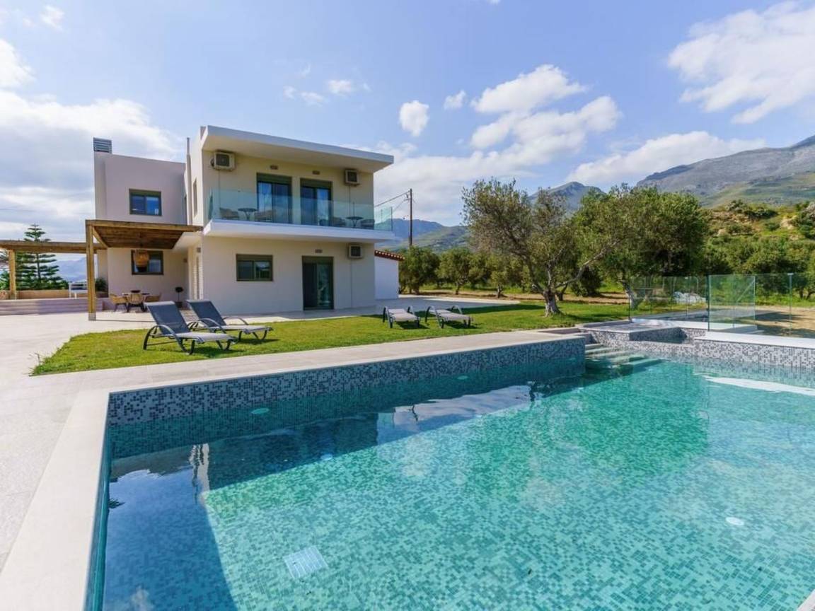 House ∙ 4 Bedrooms ∙ 12 Guests - Plakias