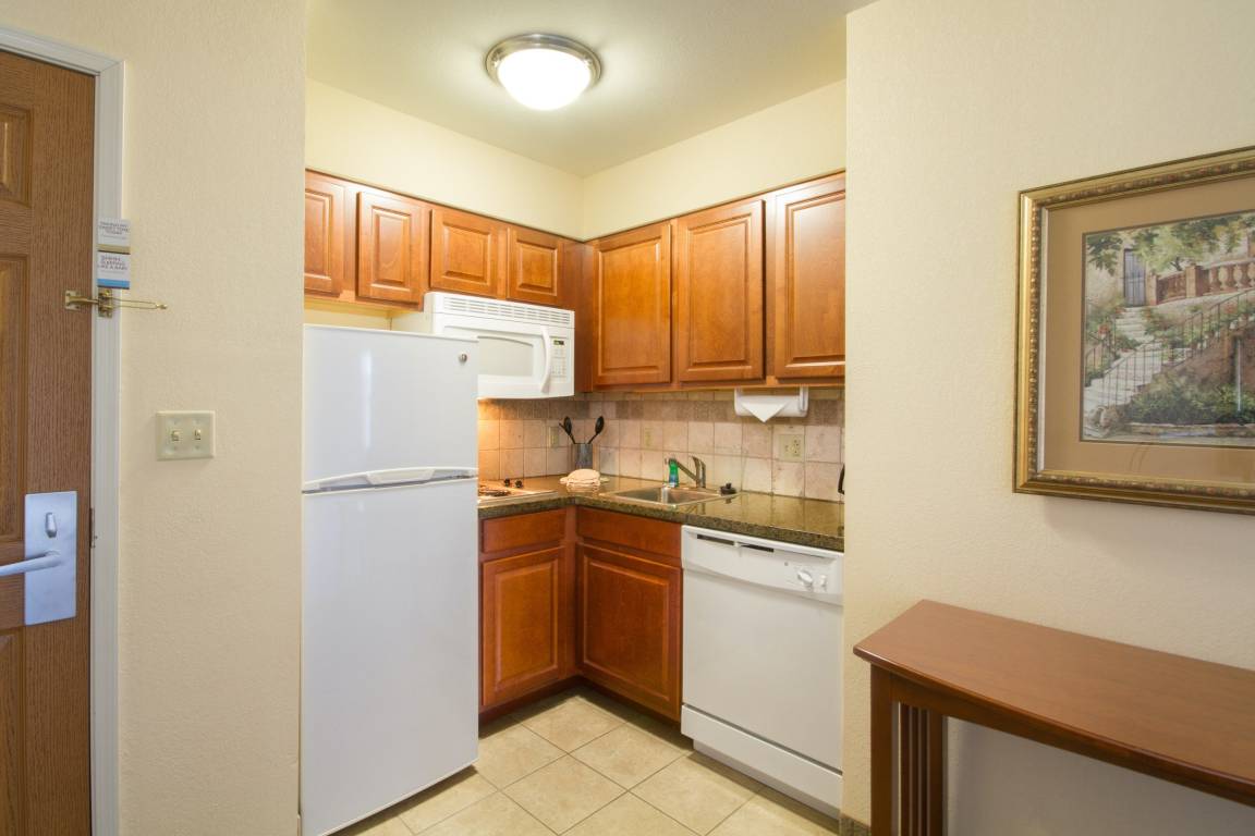 Condo ∙ 2 Bedrooms ∙ 6 Guests - Buffalo, NY