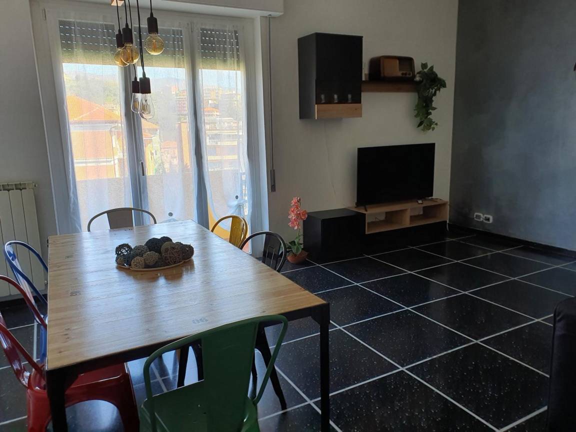 100 M² Appartamento Vacanza ∙ 1 Camera Da Letto ∙ 6 Ospiti - Chiavari