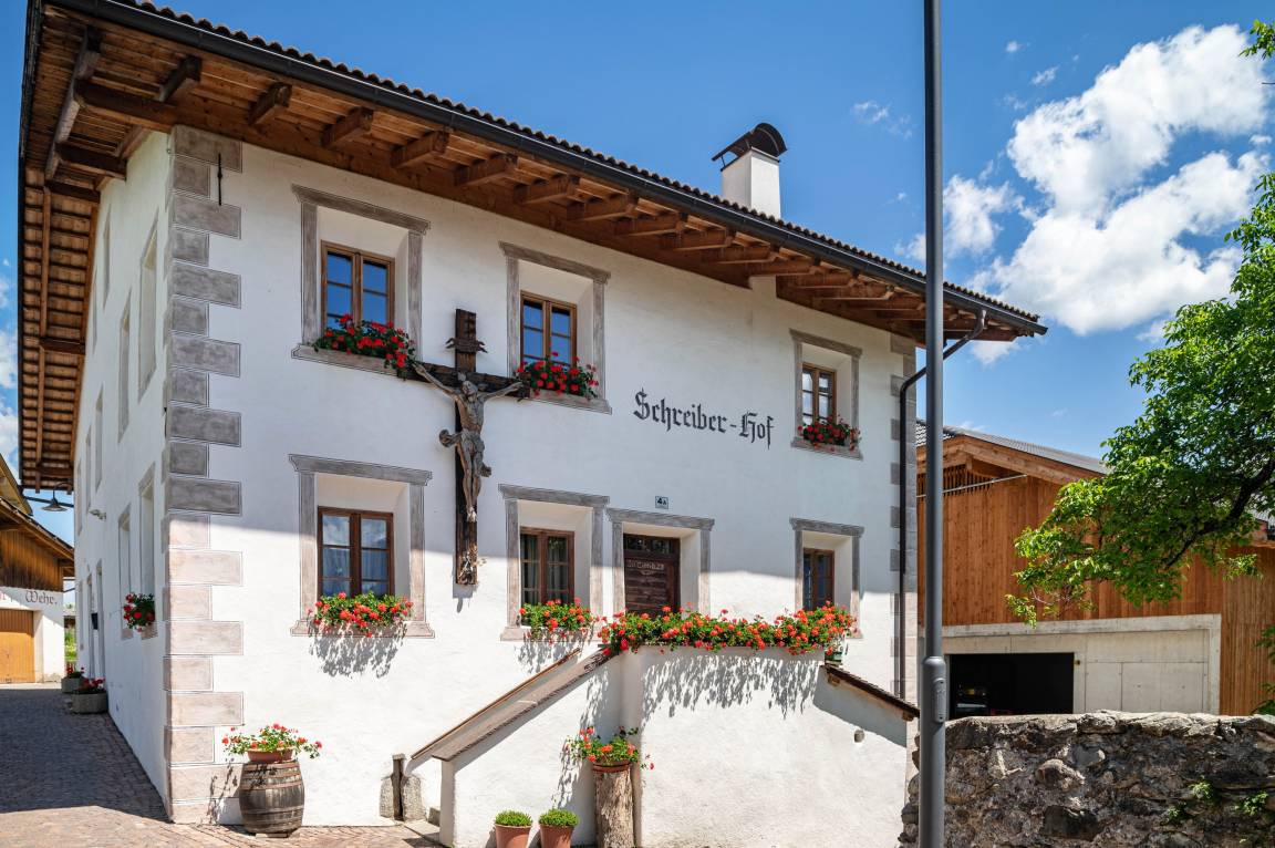 55 M² Ferienwohnung ∙ 1 Schlafzimmer ∙ 4 Gäste - Kastelruth