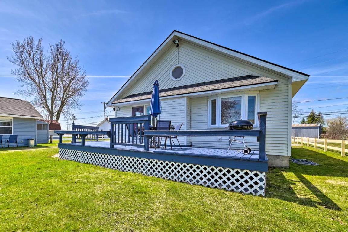 112 M² Casa ∙ 2 Habitaciones ∙ 8 Huéspedes - Houghton Lake, MI