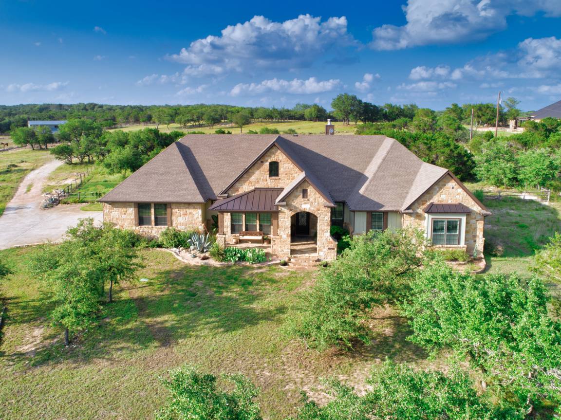 372 M² House ∙ 5 Bedrooms ∙ 16 Guests - Dripping Springs, TX