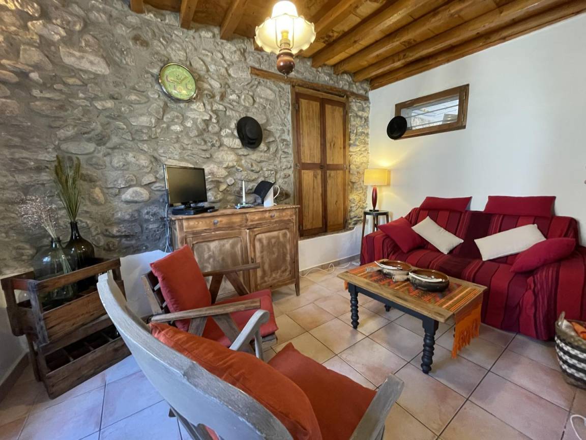 70 M² Mökki ∙ 3 Makuuhuonetta ∙ 4 Vierasta - Ariège