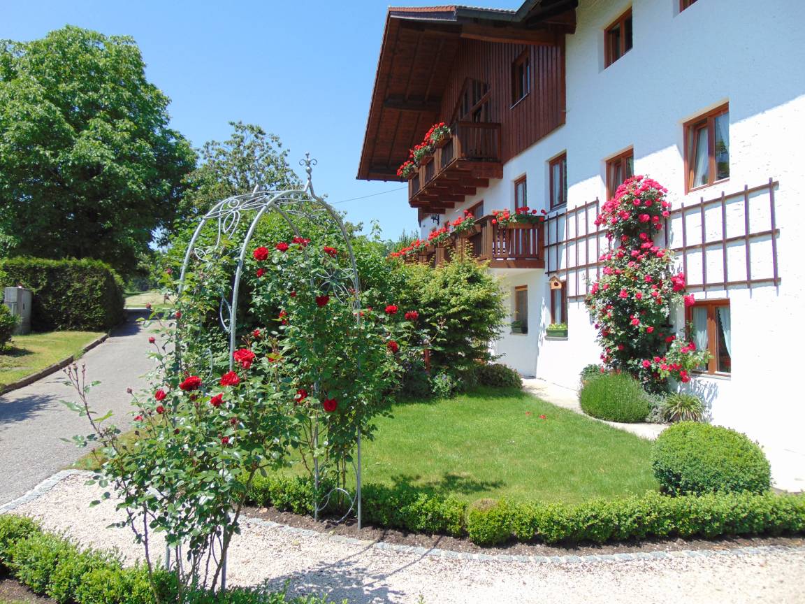 55 M² Apartment ∙ 2 Guests - Bad Endorf