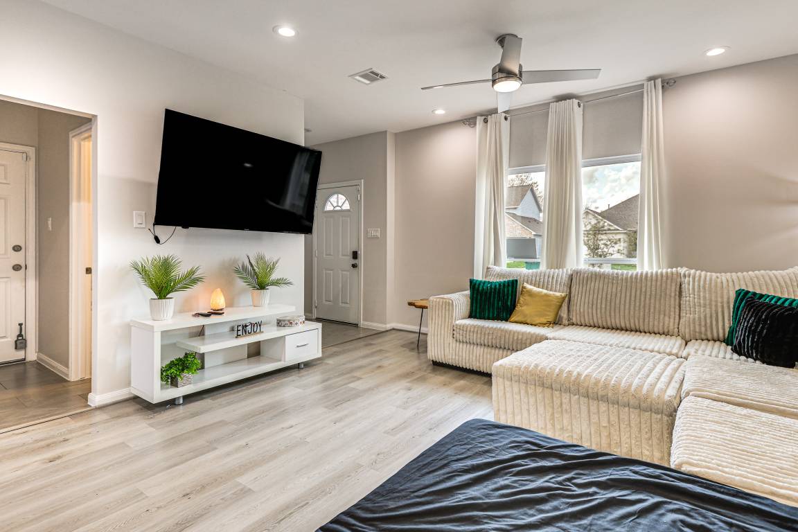 213 M² House ∙ 3 Bedrooms ∙ 9 Guests - Houston, TX