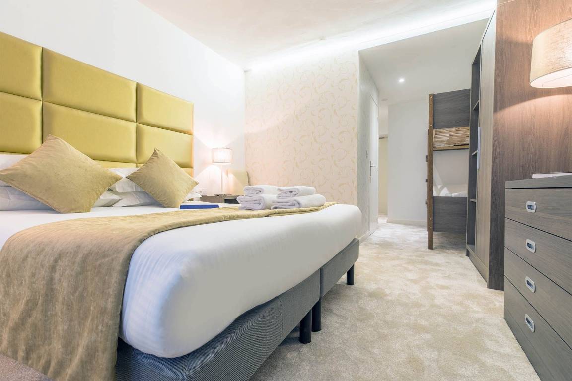 Hotel ∙ 1 Bedroom ∙ 2 Guests - Courchevel 1850