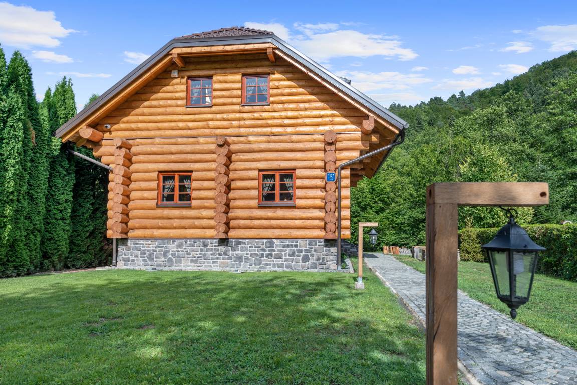 94 M² Maison De Vacances ∙ 3 Chambres ∙ 8 Personnes - Delnice