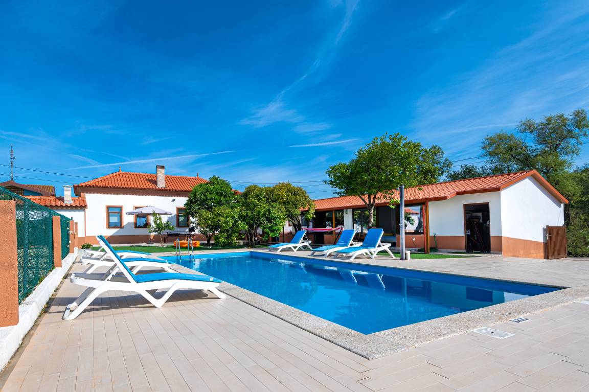 205 M² Casa ∙ 6 Quartos ∙ 12 Hóspedes - Torreira