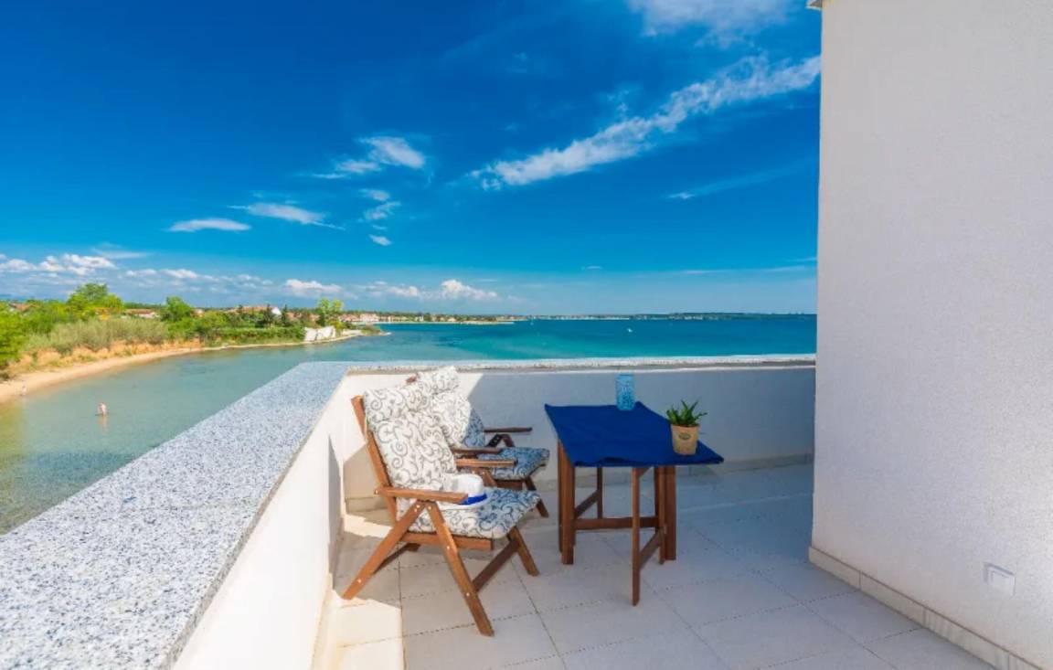 160 M² Maisonette ∙ 4 Bedrooms ∙ 8 Guests - Privlaka