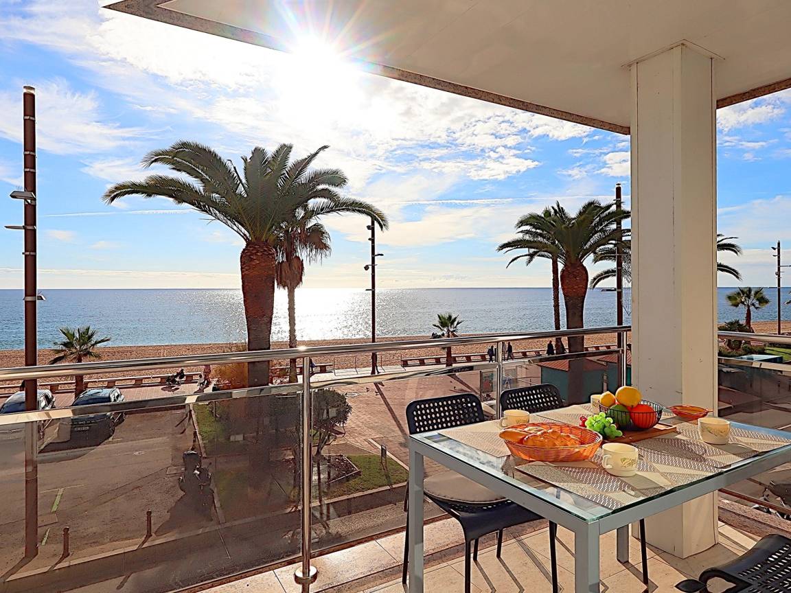53 M² Apartamento ∙ 2 Habitaciones ∙ 6 Huéspedes - Lloret de Mar