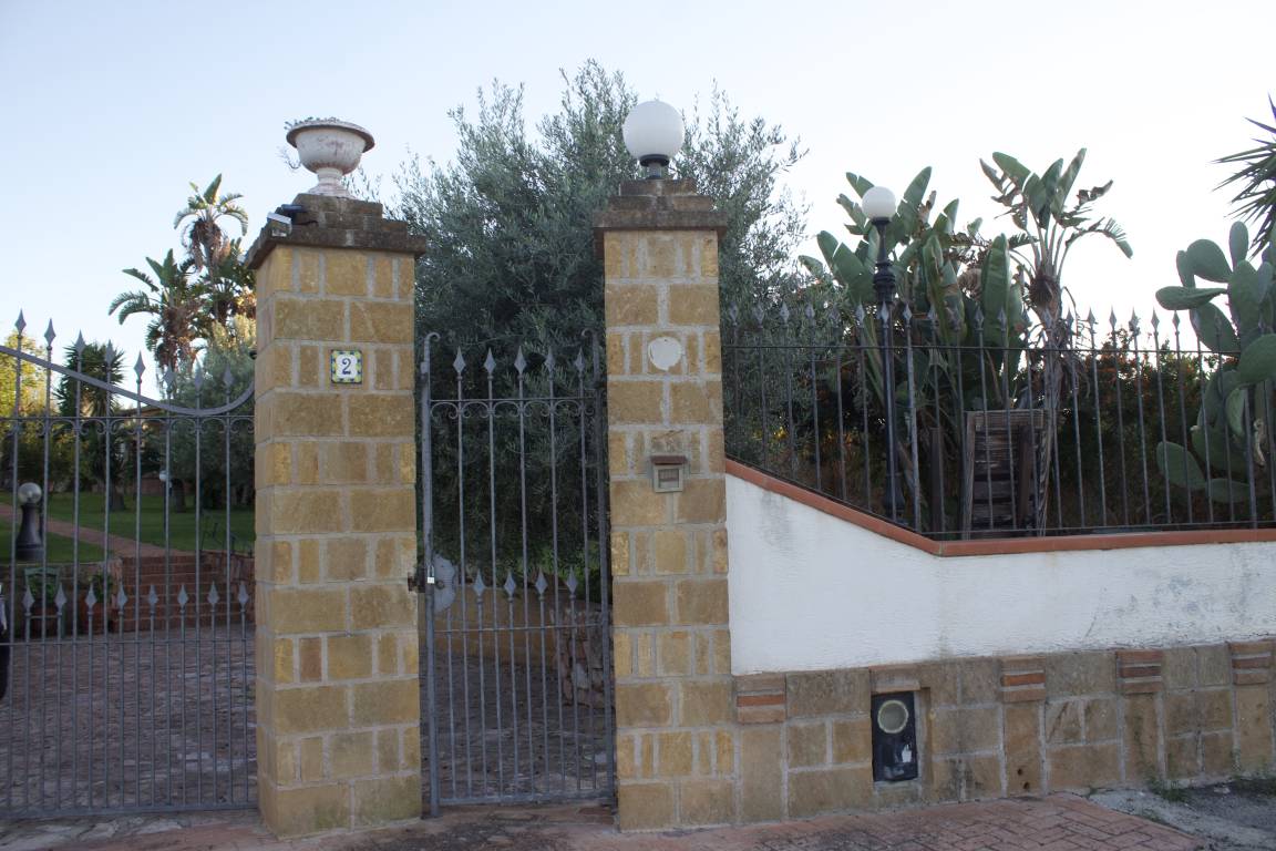 Villa ∙ 5 Bedrooms ∙ 12 Guests - Trappeto