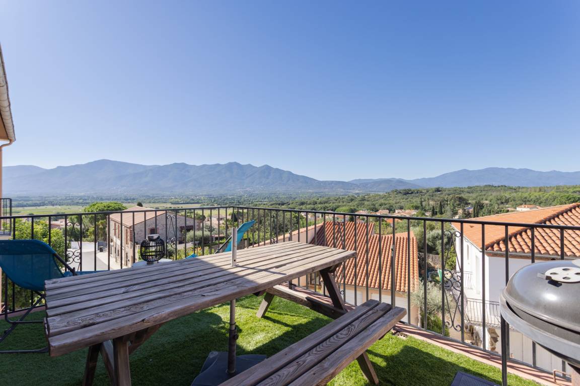 75 M² Appartement ∙ 2 Chambres ∙ 5 Personnes - Le Boulou