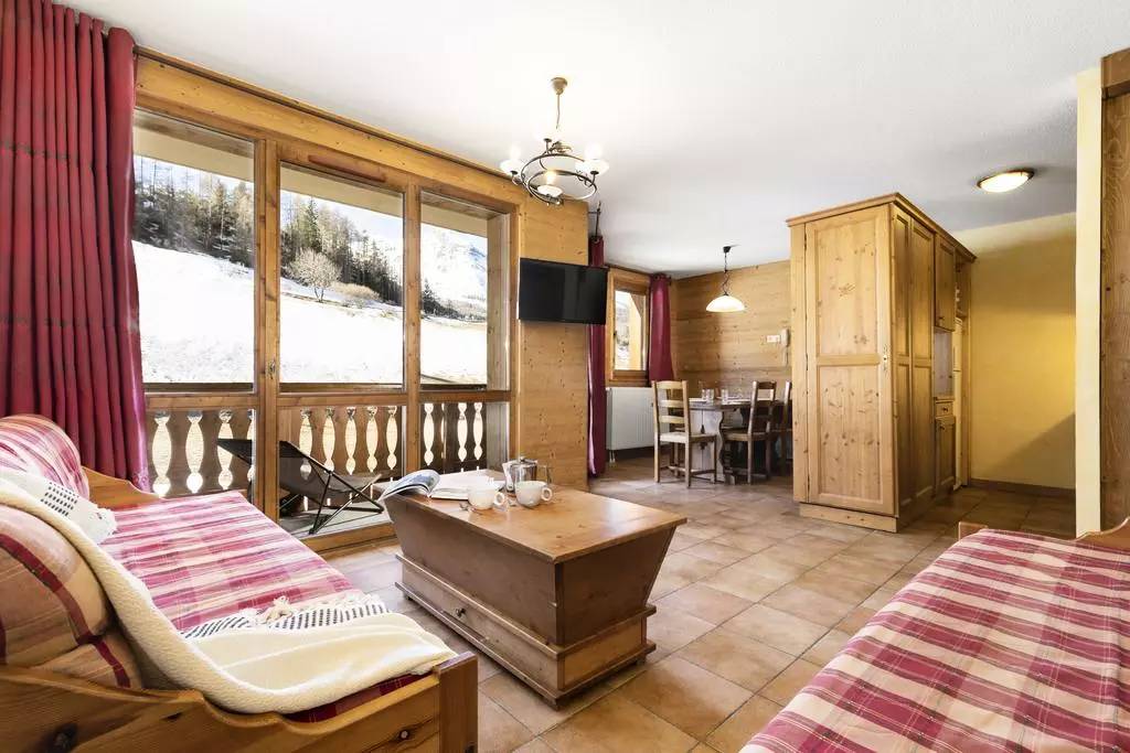 180 M² Appartement ∙ 7 Chambres ∙ 16 Personnes - Lanslevillard