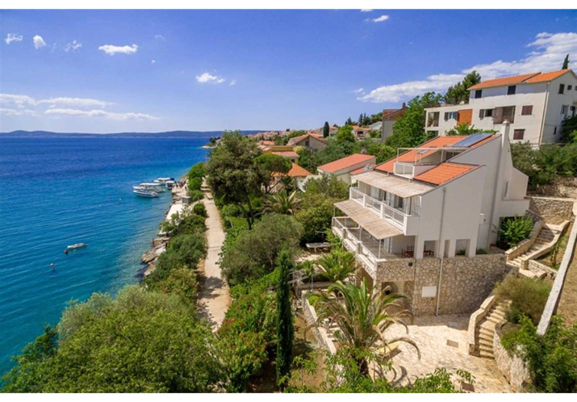 170 M² House ∙ 7 Bedrooms ∙ 14 Guests - Trogir