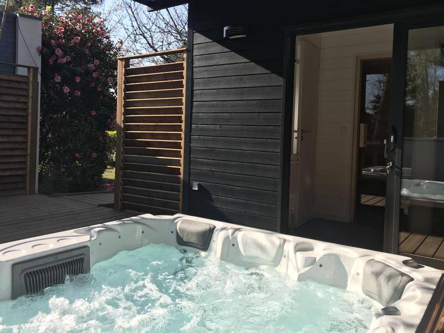 30 M² Caravan ∙ 3 Bedrooms ∙ 6 Guests - Carnac
