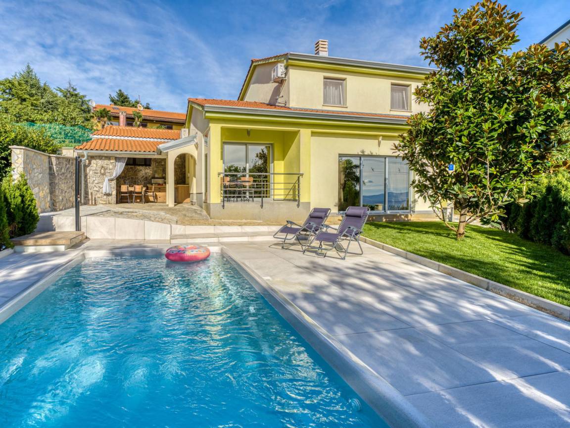 100 M² House ∙ 1 Bedroom ∙ 6 Guests - Rijeka