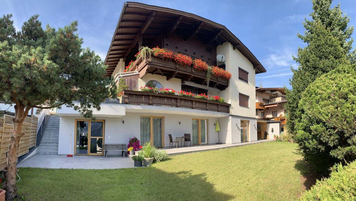 110 M² Appartement ∙ 4 Slaapkamers ∙ 8 Gasten - Ried im Zillertal