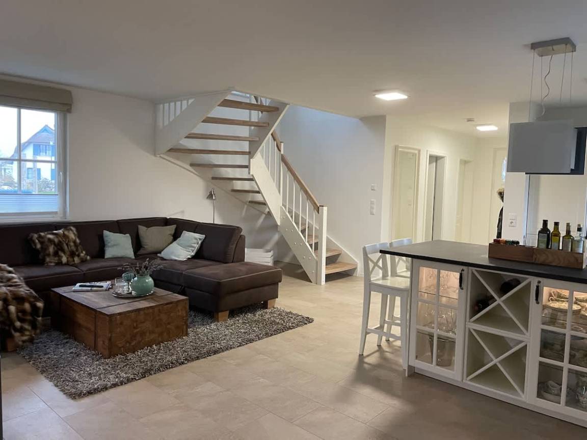 124 M² Ferienhaus ∙ 2 Schlafzimmer ∙ 6 Gäste - Stralsund