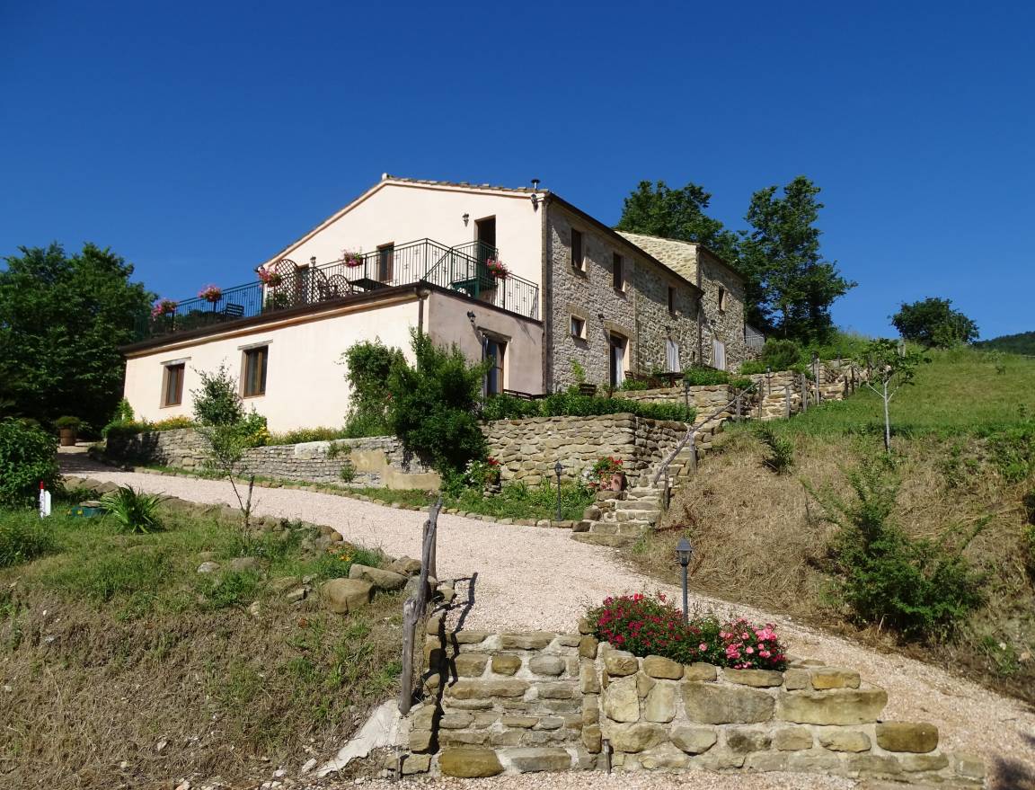 50 M² Farmhouse ∙ 2 Bedrooms ∙ 6 Guests - Pergola
