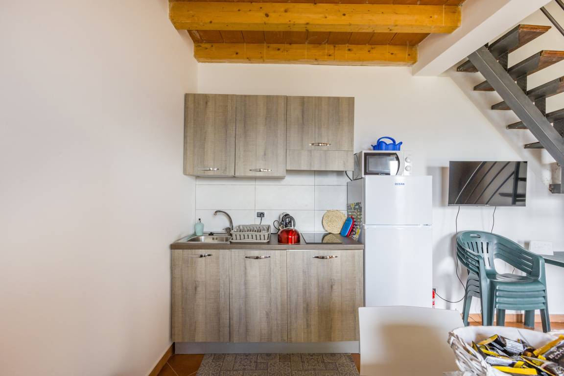 50 M² Huis ∙ 1 Slaapkamer ∙ 2 Gasten - Tusa