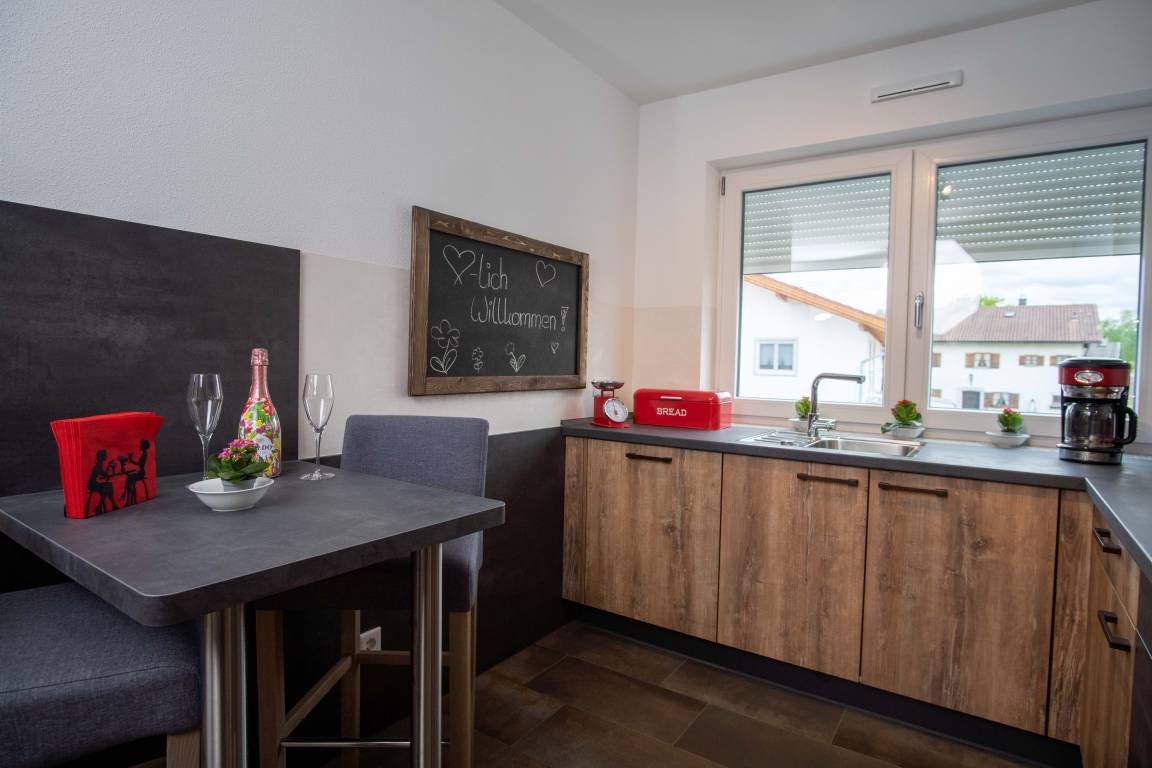 91 M² Apartment ∙ 2 Bedrooms ∙ 4 Guests - Übersee