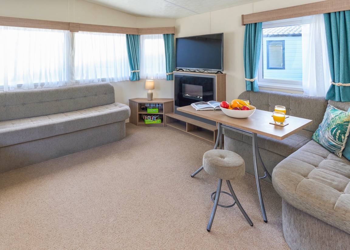 Caravan ∙ 2 Bedrooms ∙ 6 Guests - St Ives