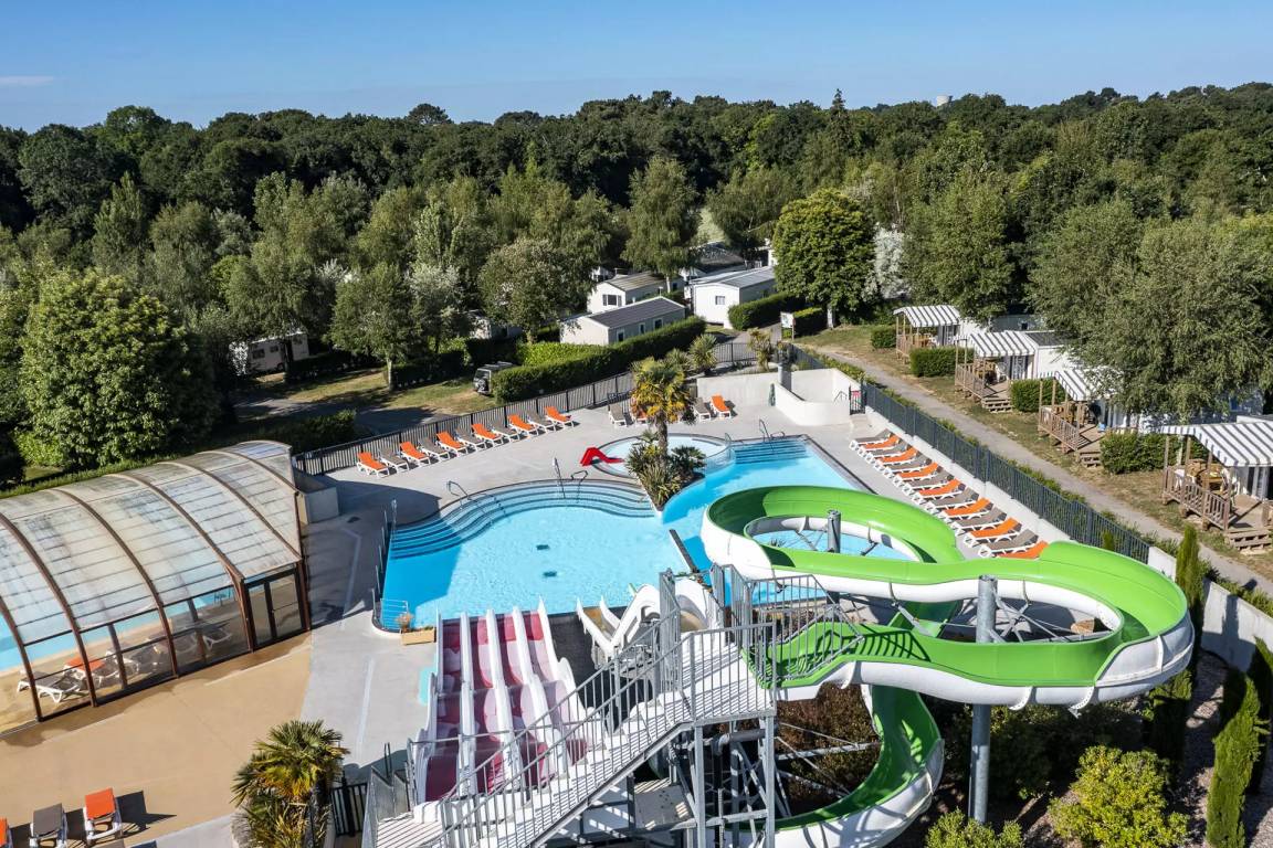 30 M² Caravan ∙ 3 Bedrooms ∙ 6 Guests - Ploemel