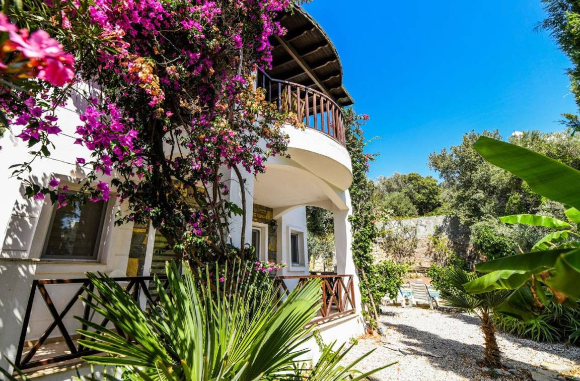 150 M² Villa ∙ 3 Bedrooms ∙ 7 Guests - Turgutreis