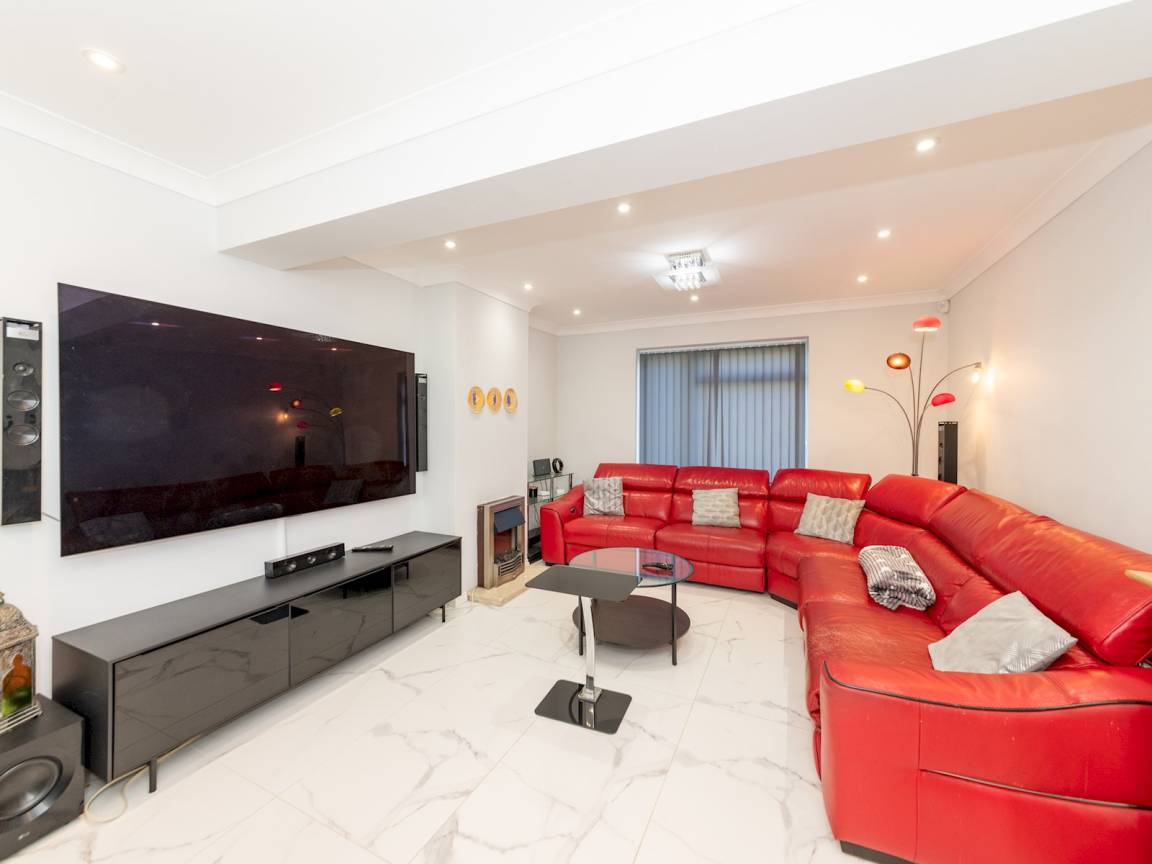 186 M² Huis ∙ 5 Slaapkamers ∙ 10 Gasten - Reading