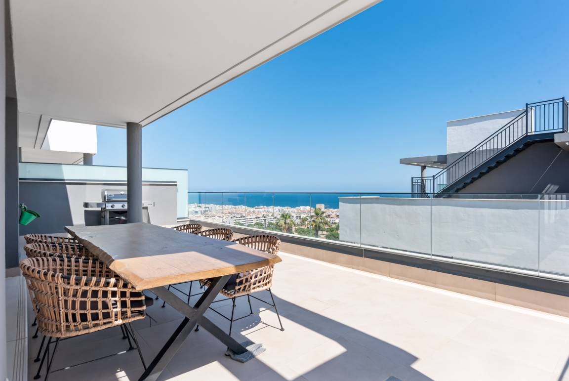 100 M² Apartment ∙ 3 Bedrooms ∙ 6 Guests - Estepona