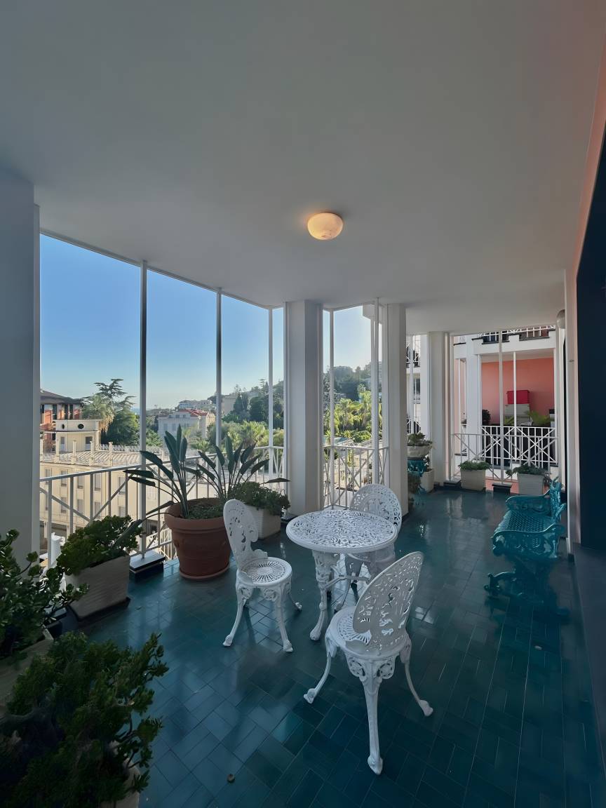 90 M² Apartment ∙ 2 Bedrooms ∙ 4 Guests - Сан-Pемо