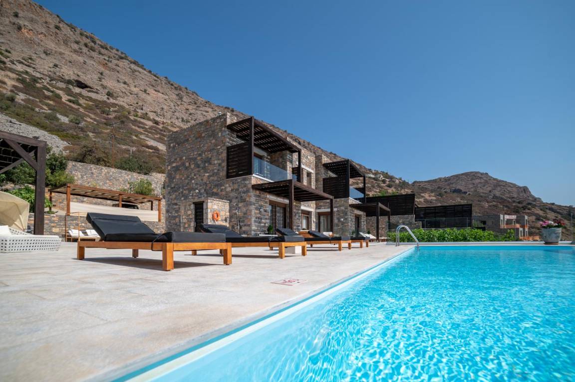 415 M² Farmhouse ∙ 5 Bedrooms ∙ 10 Guests - Crete
